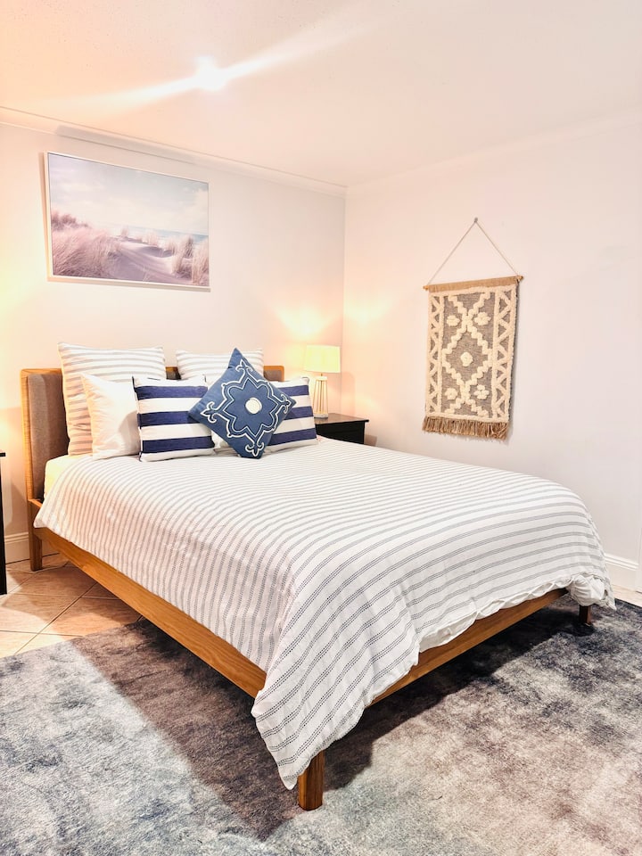 Spacious, Private And Superbly Located 2brm Stay - Salisbury