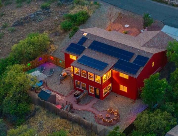Playful 5-bedroom Home In The Heart Of The Valley! - Cottonwood, AZ
