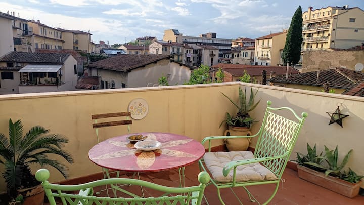 New! The Location Is Well-served With Railway Connections - Florence