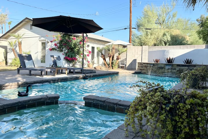 Casita Flor - Private Backyard Oasis - Pool & Spa - Phoenix, AZ