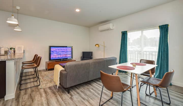 First Floor Apartment Downtown - Clarksville, TN