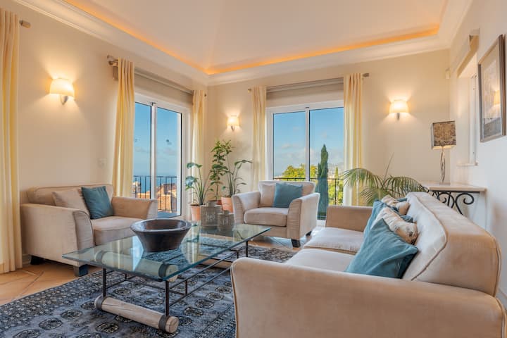 The Blue Sanctuary Relax Pad - Funchal