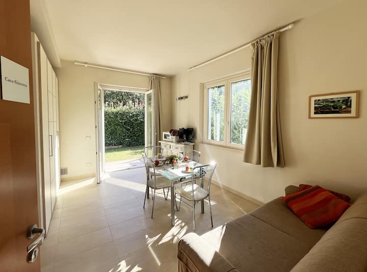 Casa Ginestra, A Green Oasis Near The Sea - Marina di Pietrasanta