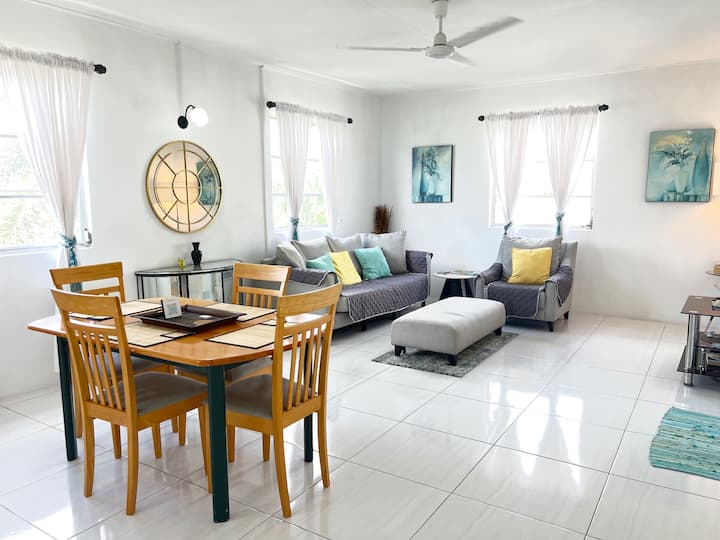 Hidden Treasure -Lovely Modern 2 Bedroom Apartment - Barbados