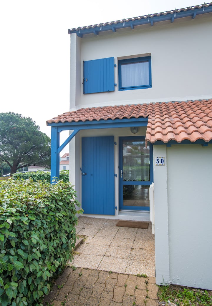 Maison Proche Du Centre Et De La Mer Avec Piscine. - Pornic