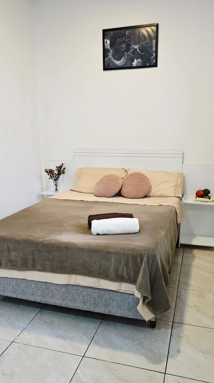 Ao Lado Do Parque E Mercado. Acesso Fácil P/centro - Curitiba