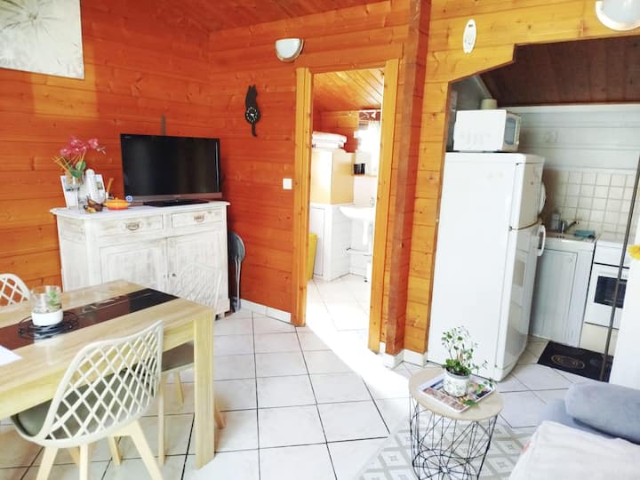 Charmant Chalet à La Campagne, Au Calme. - Corrèze