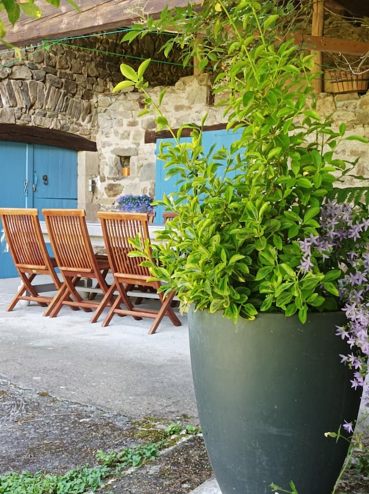 Gîtes Le Boucharel- Bel Ensemble Avec 7 Chambres - Brioude