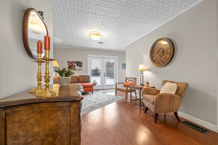 Lovely 3 Bedroom , Radon Free, With Garage. - Rapid City, SD