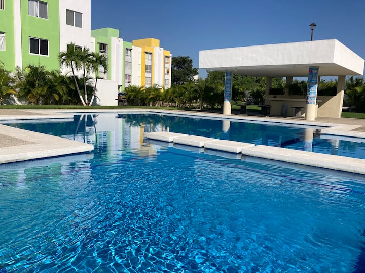 Perfecto Para Familias | Alberca, Wifi Y Netflix. - Acapulco