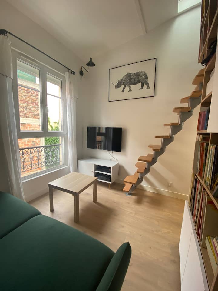 Studio Avec Mezzanine Au Cœur De Montmartre - Paris