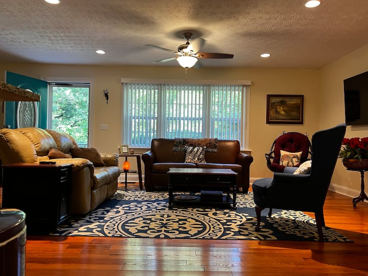 Birdsong - Clarkesville, GA