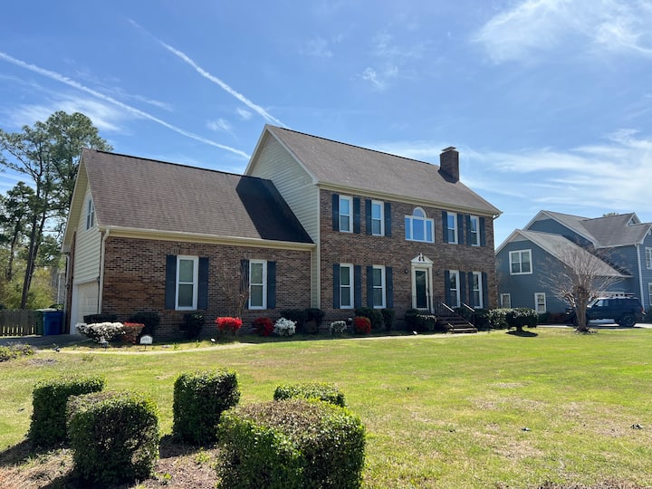 Two Story House In Wilmington Near The Beaches - Wilmington, NC