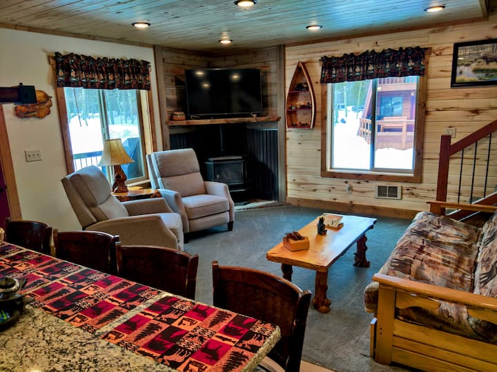 15 Miles To Yellowstone, Free Wifi, Ac, Fireplace - Henrys Lake, ID