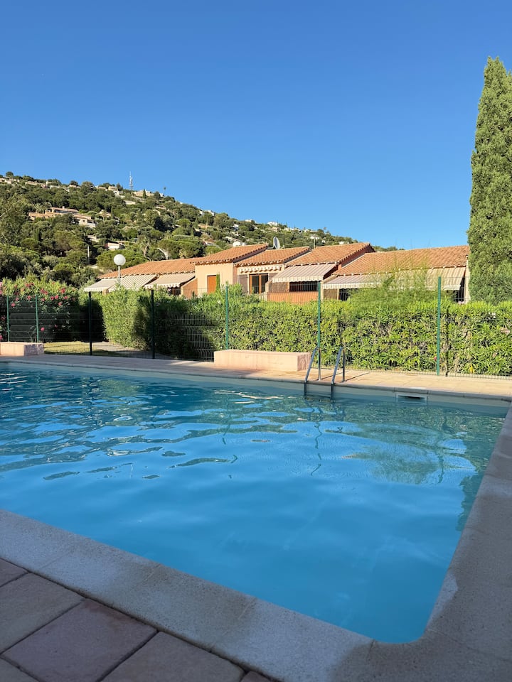 Appartement Avec Piscine Dans Résidence Fermé - Cavalaire-sur-Mer