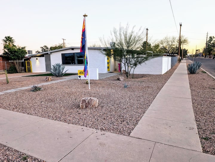 Eclectic 2 Bed On A Cycling Path - Full Of Charm - Tucson, AZ