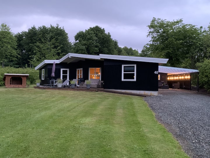 Sommerhus I Naturen Og Fri Adgang Til Svømmehal - Danemark