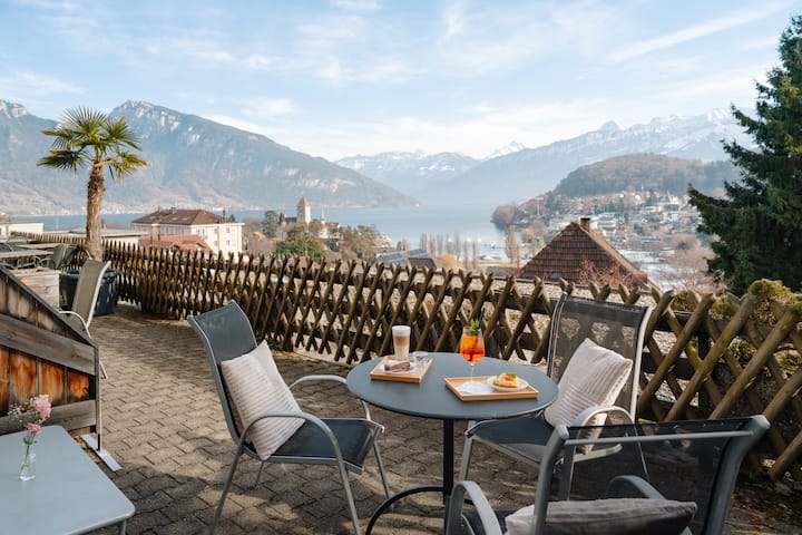 Family Room - La Belle Vue Boutique Hotel & Café - Spiez