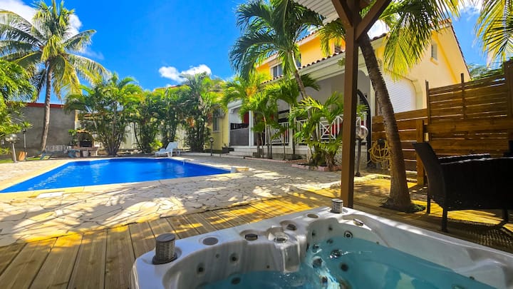 Villa Salines:13/15 Pers-piscine-spa-proche Plages - Martinique
