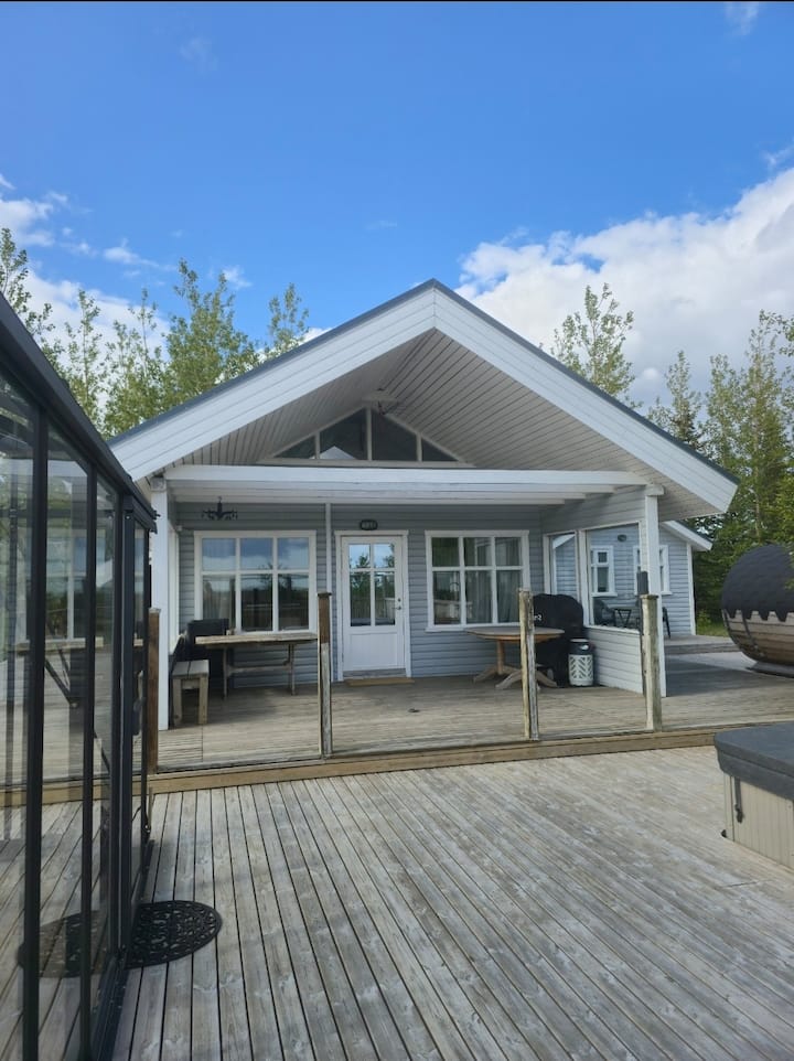 Cosy Private Family Owned Cottage South Of Iceland - Iceland