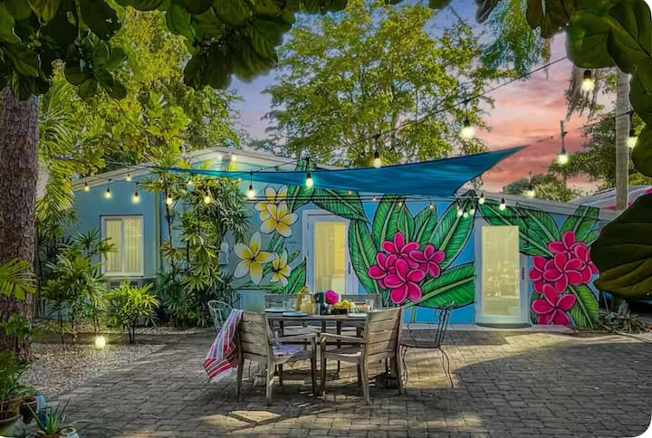 Jungle Fortress 3/3 - Lush Home W/adjoining Studio - Fort Lauderdale, FL