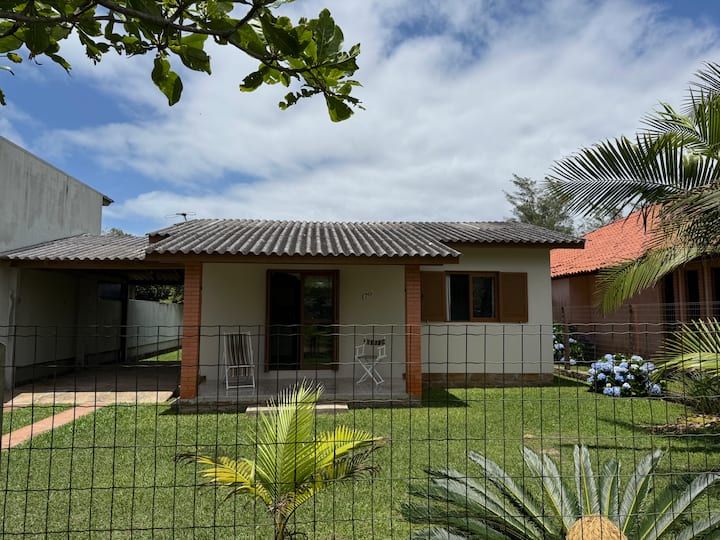 Casa A Uma Quadra Do Mar Na Praia Real - Brasil
