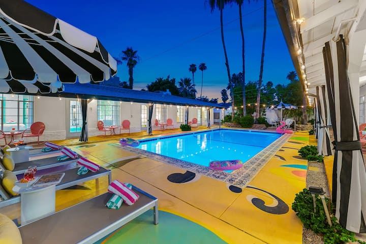 Downtown Ps | Heated Pool | Hot Tub | Sleeps 30 - Palm Springs, CA