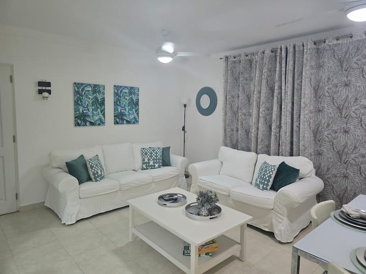 Precioso Apartamento/ Piscina/patio /Wifi/aire/gym - Punta Cana