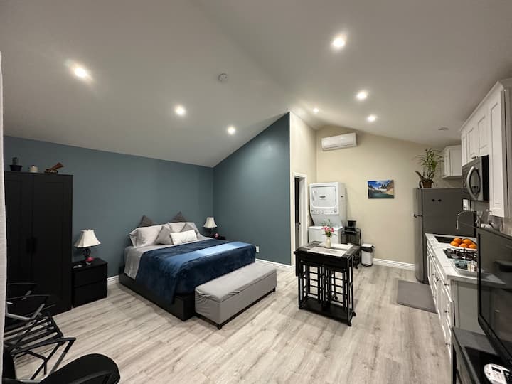 Clean & Quiet Studioapt Burbank - Burbank, CA