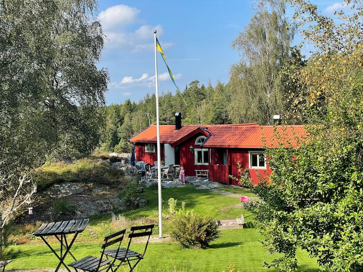 Mysig Stuga Vid Skogskanten Och 3 Min Till Havet - Henan