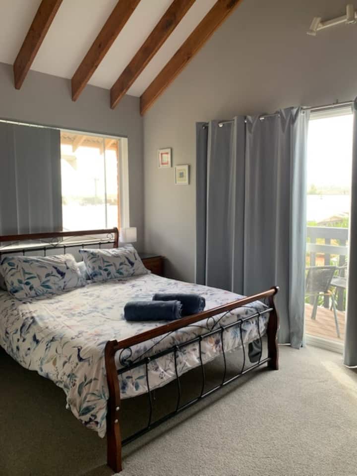 Tropical Hideaway Perfect Location. - Kalbarri