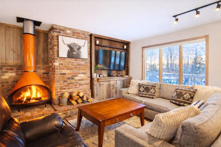 The Big Lebearski-  Ac, Grill, Fire Pit, Hot Tub! - Killington, VT