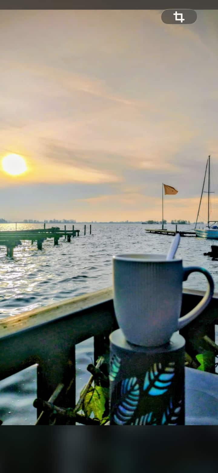 Woonboot  Te Huur Aan De Loosdrechtse Plassen - Nordholland