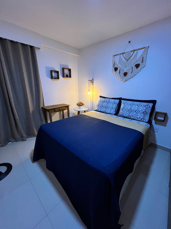 Apê A 50m Do Mar - Cama Queen - Ar Condic. - Vaga - Guarapari