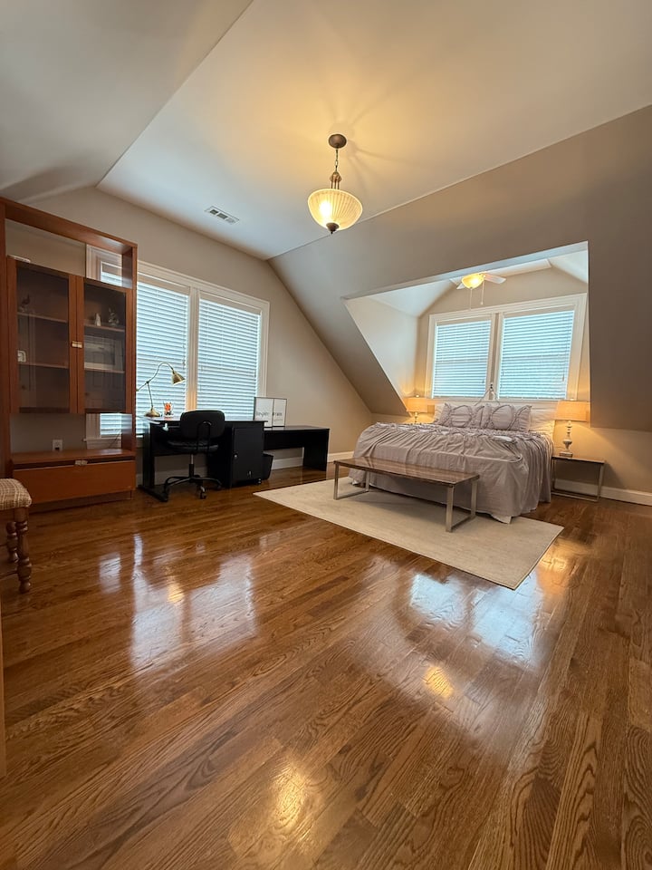 Spacious 2br Unit With Deck |Prime|comfort| - Wellesley, MA