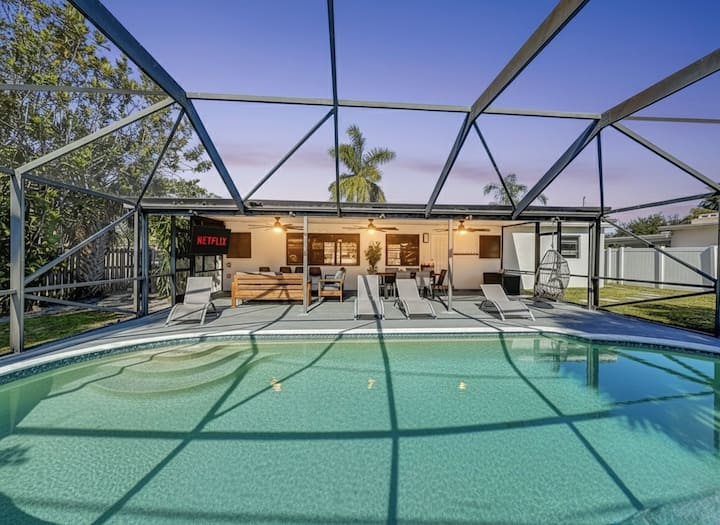 Boca Raton Home With Heated Pool By Fau & Mizner! - Boca Raton, FL