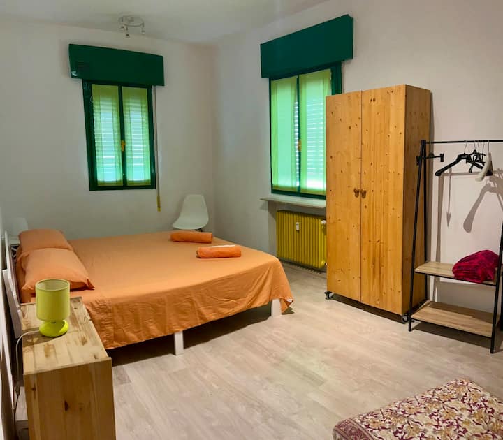 2 Bedroom Flat With Air Con - Mestre