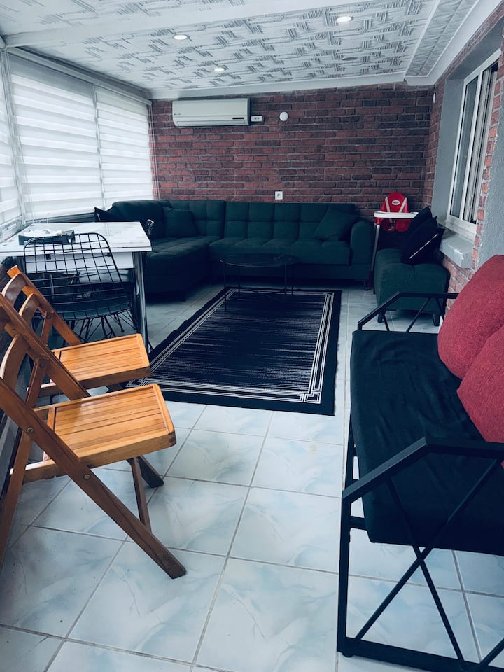 Sea View And Veranda Apart In Sultanahmet - Istanbul