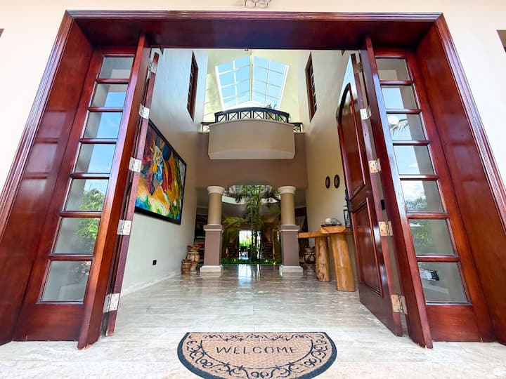 Serene 6br Luxury Villa Gated Community Punta Cana - Punta Cana