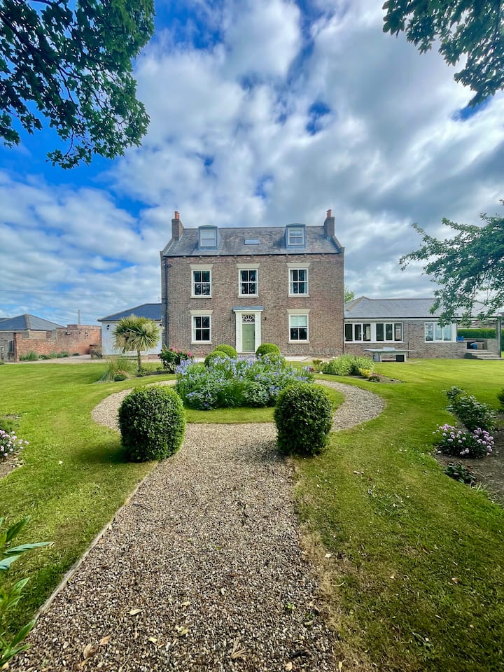 Padel Courts/hot Tub/pool Table/firepit/kids Toys - 구을