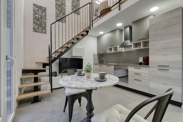 Modern Flat W/ Balcony 15 Min Walk To Dt - 볼로냐