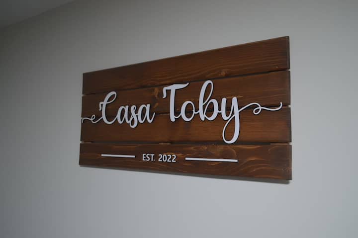 Casatobypa! Modern 4-bedroom Home W/ Game Room 🏠🎱🎯 - Mount Pocono, PA