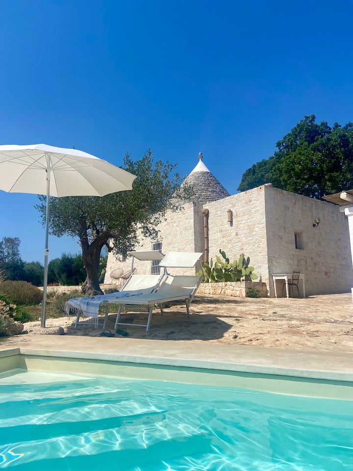 Trullo Opuntia Ostuni Con Piscina Privata  E A/c - Apulia