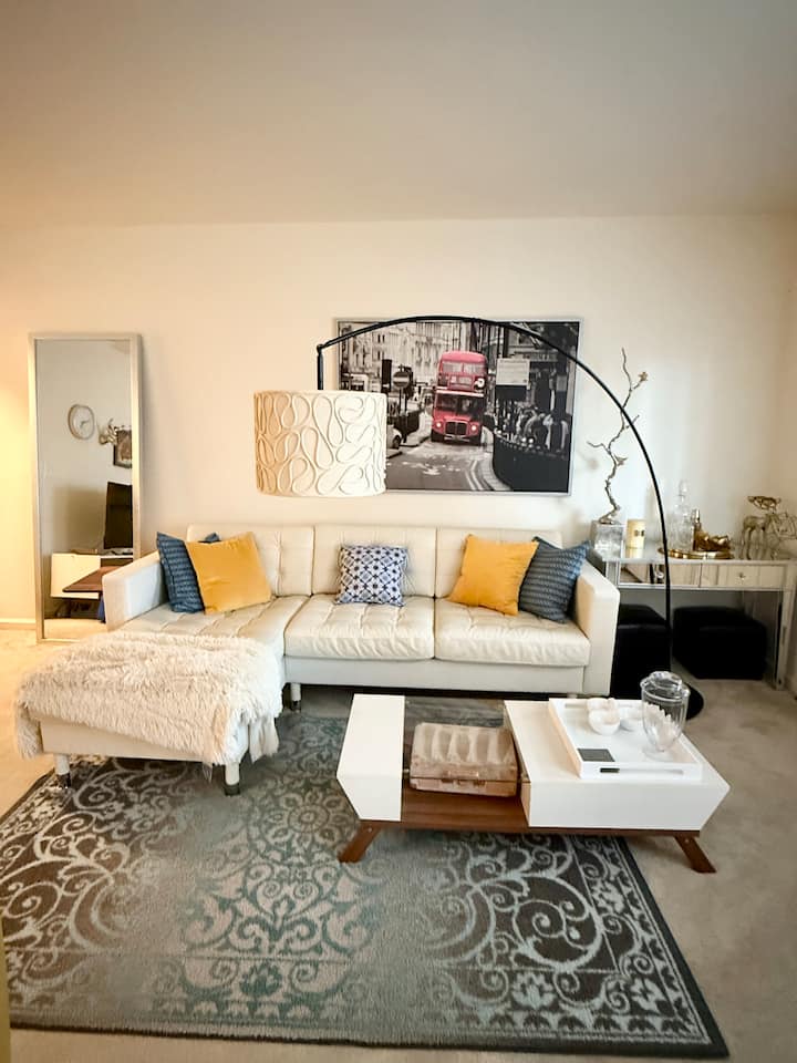 Cozy And Cute Dt Bethesda 1 Bedr Apt W Kitchen - Bethesda, MD