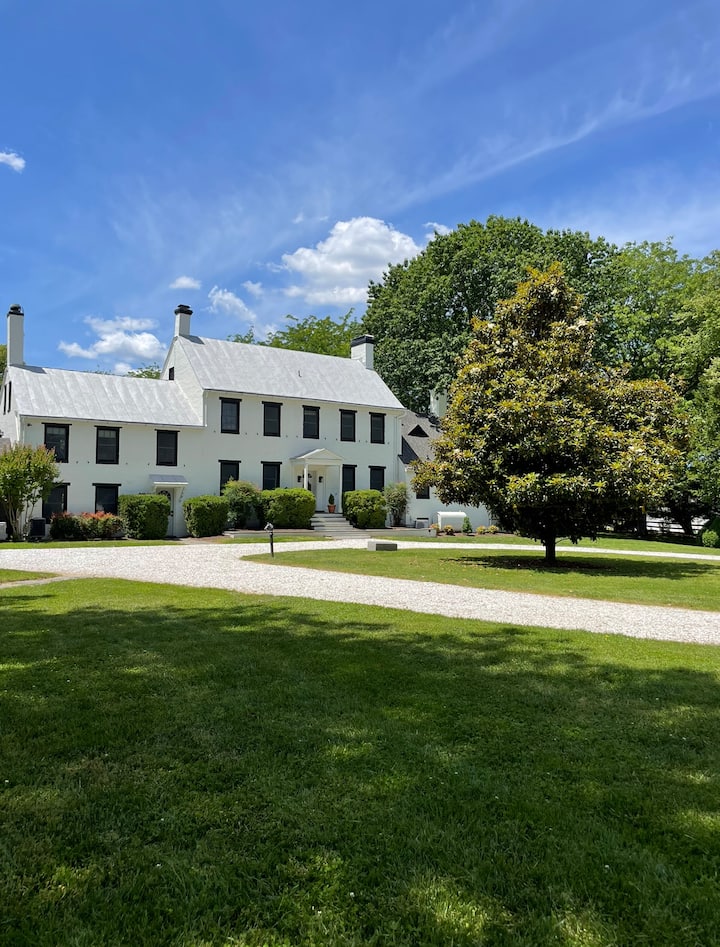 The Colonial Farmhouse - Maryland