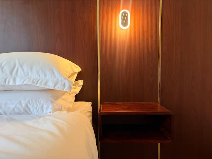 Modern Two Bedroom Flat With Parking In Kohima. - Kohima