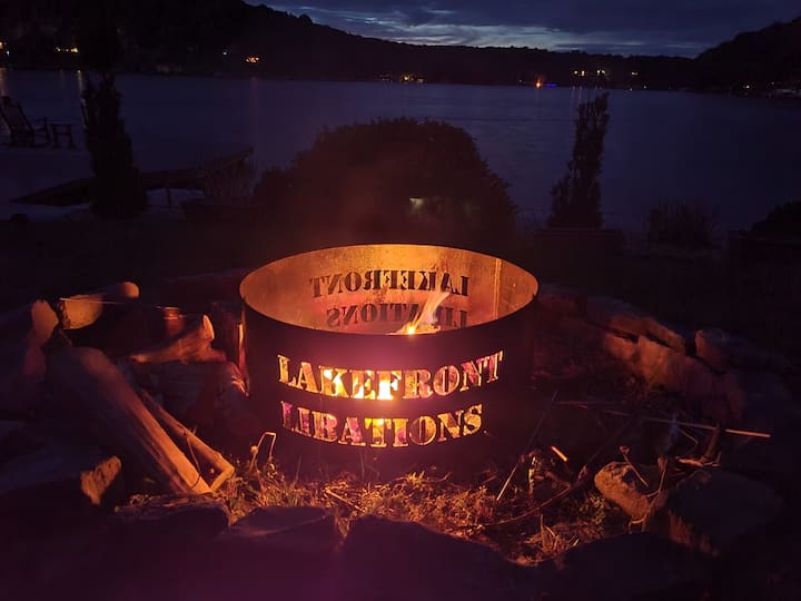 Romantic Lake Front Chalet W/private Hot Tub - Pennsylvanie