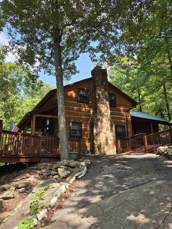 Oldrusticcozy Cabin-3bd2bth 6-8 Ppl Nature & City - Chattanooga, TN