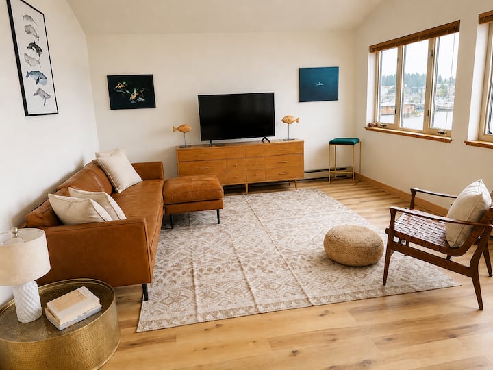 The Lookout | Waterfront, Walkable, Magical Sitka - Sitka, AK