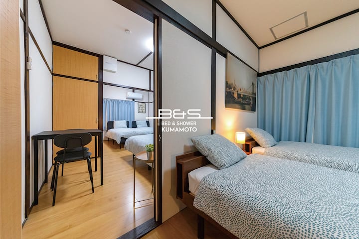 B1【無料駐車場付102】繁華街から徒歩圏内築50年の木造アパートをリノベーション最大8名まで利用可 - Kumamoto